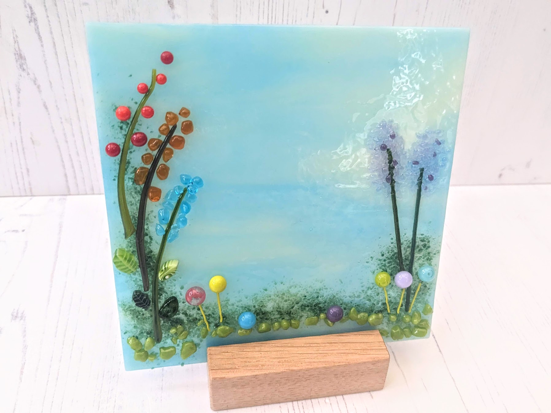 Ocean View with Flowers Stand - Sparkly Place Fused Glass